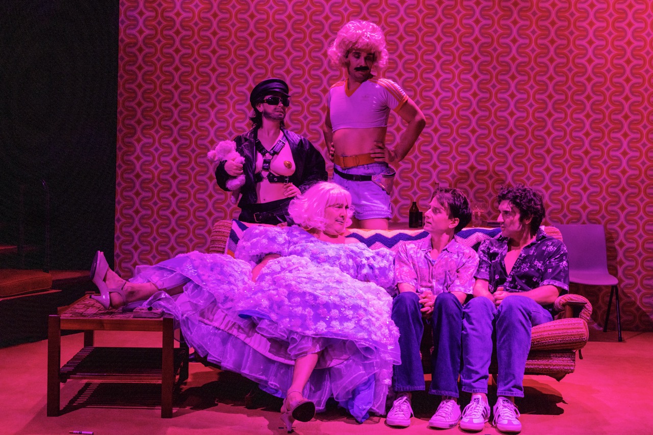 Holding The Man (Belvoir) ★★★★ – Cultural Binge