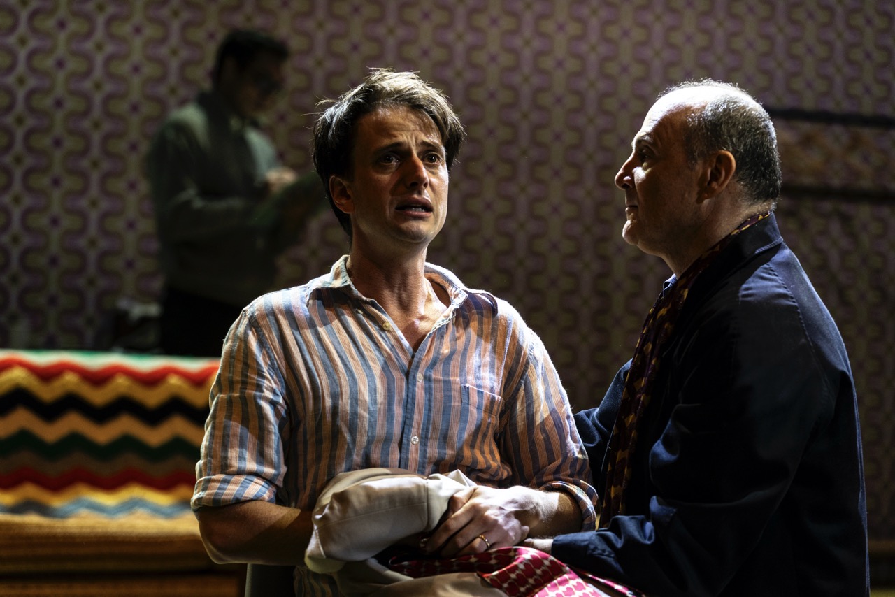 Holding The Man (Belvoir) ★★★★ – Cultural Binge