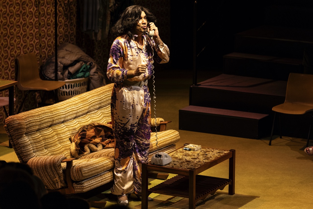 Holding The Man (Belvoir) ★★★★ – Cultural Binge